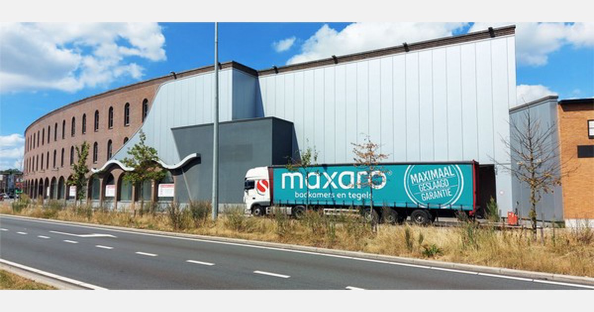 Maxaro opent megashowroom 12 september