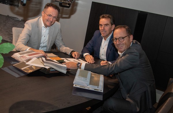 Hofstede Raanhuis presenteert nieuwe collectie op Meubelbeurs Brussel