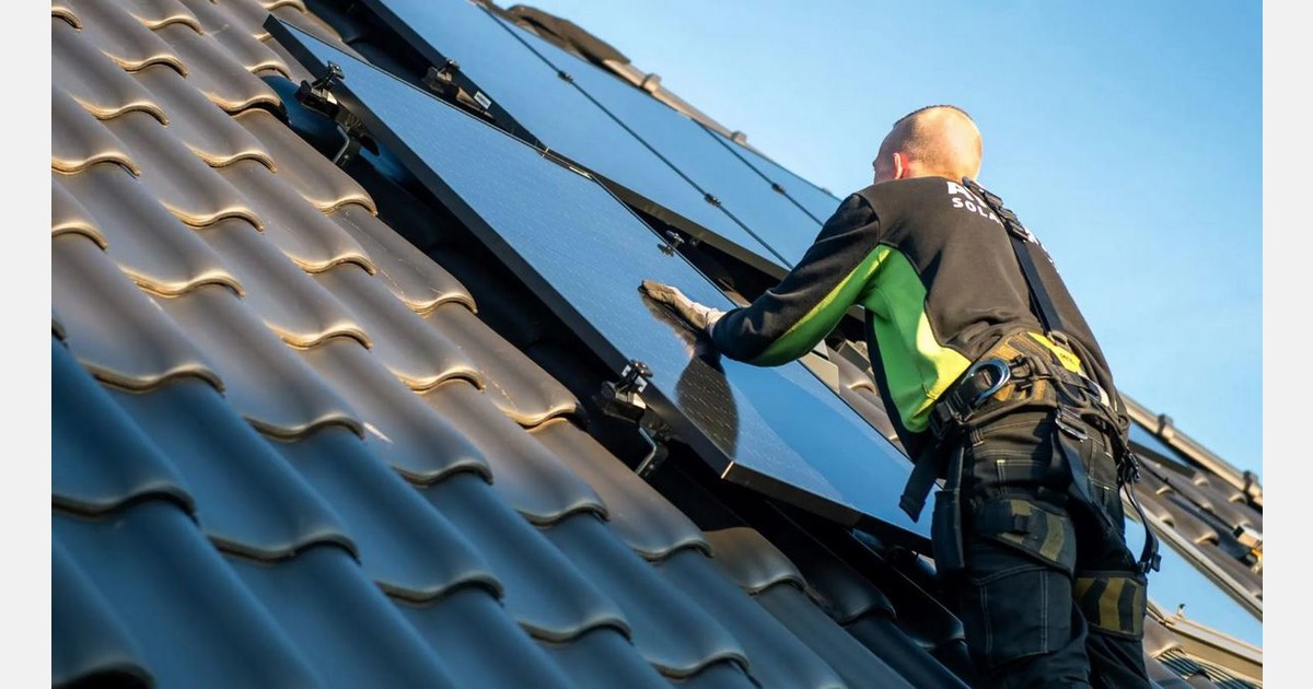 Stijn Vos brengt zonnepanelenbedrijf naar de beurs voor $5 miljard