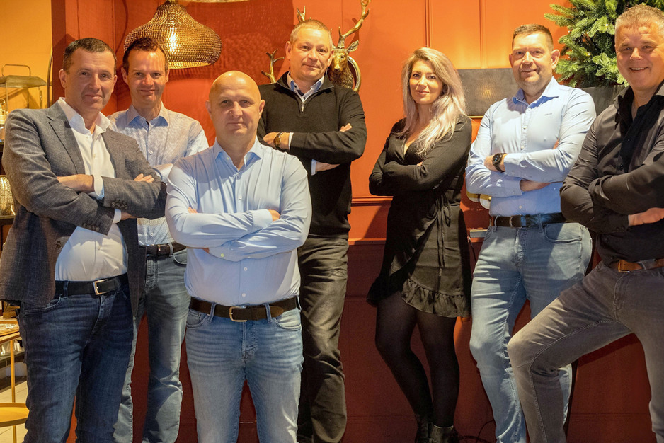 Totaalleverancier Decostar breidt showroom uit: "Het is zaak dat je ...