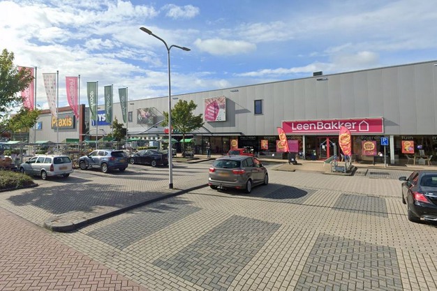 Leen Bakker opent in Hardenberg nieuwe slaapafdeling