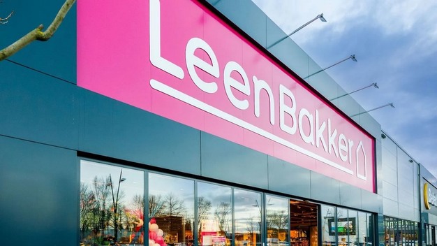 Leen Bakker-winkel heropent na brand