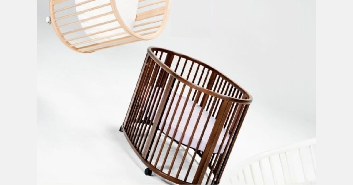 Stokke introduceert Sleepi bed in warm brown