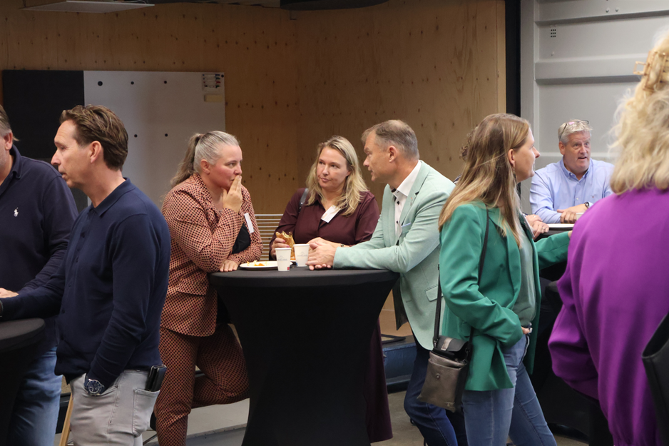 Colors@Home presenteert eerste indruk van A.I. gedreven website tijdens ...